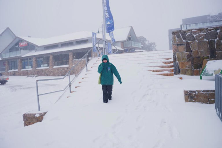 Popular Aussie ski resorts blanketed in snow days out from season