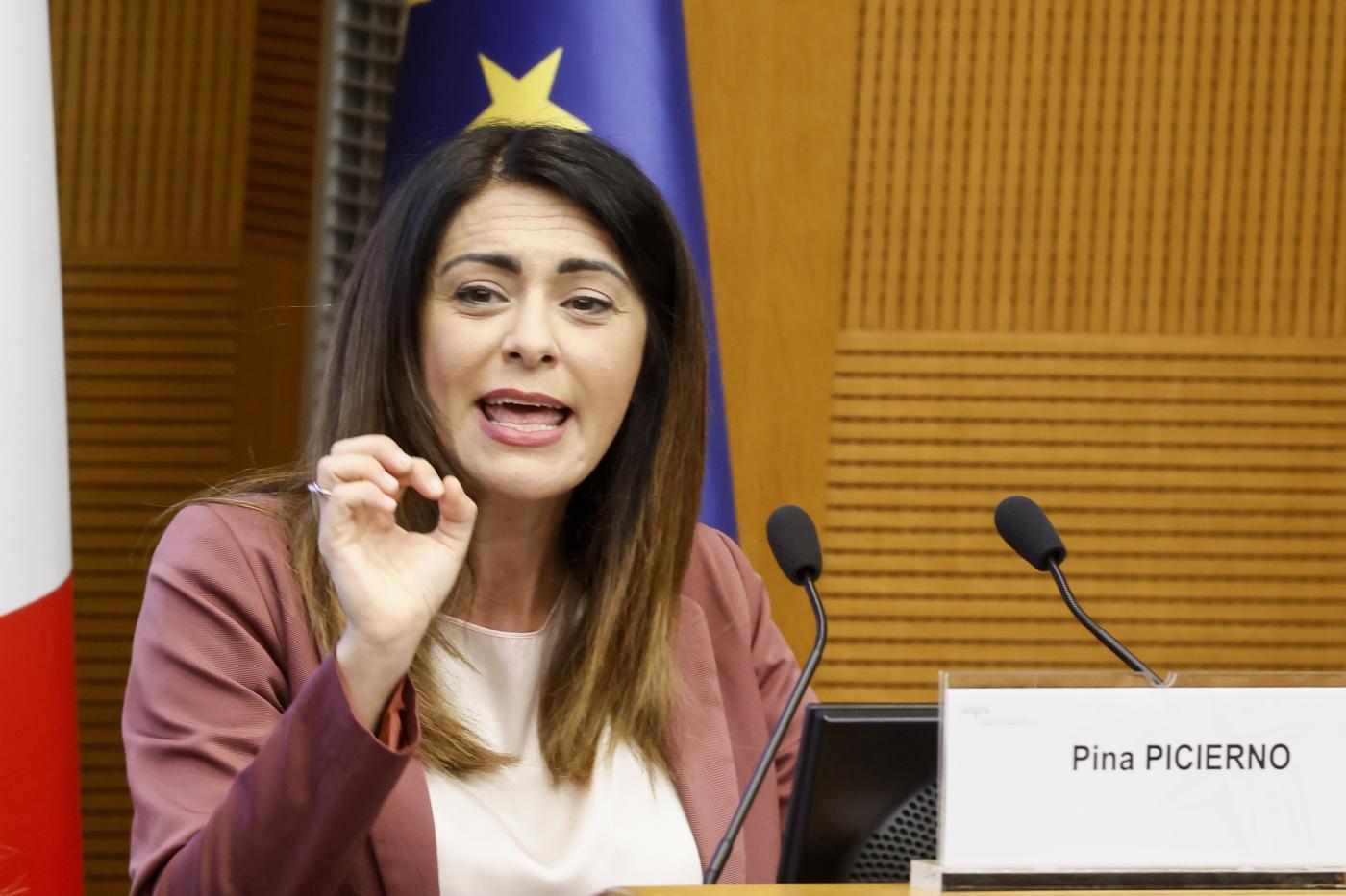 Pina Picierno lascia il Pd: “La casa dei riformisti non c’è più”