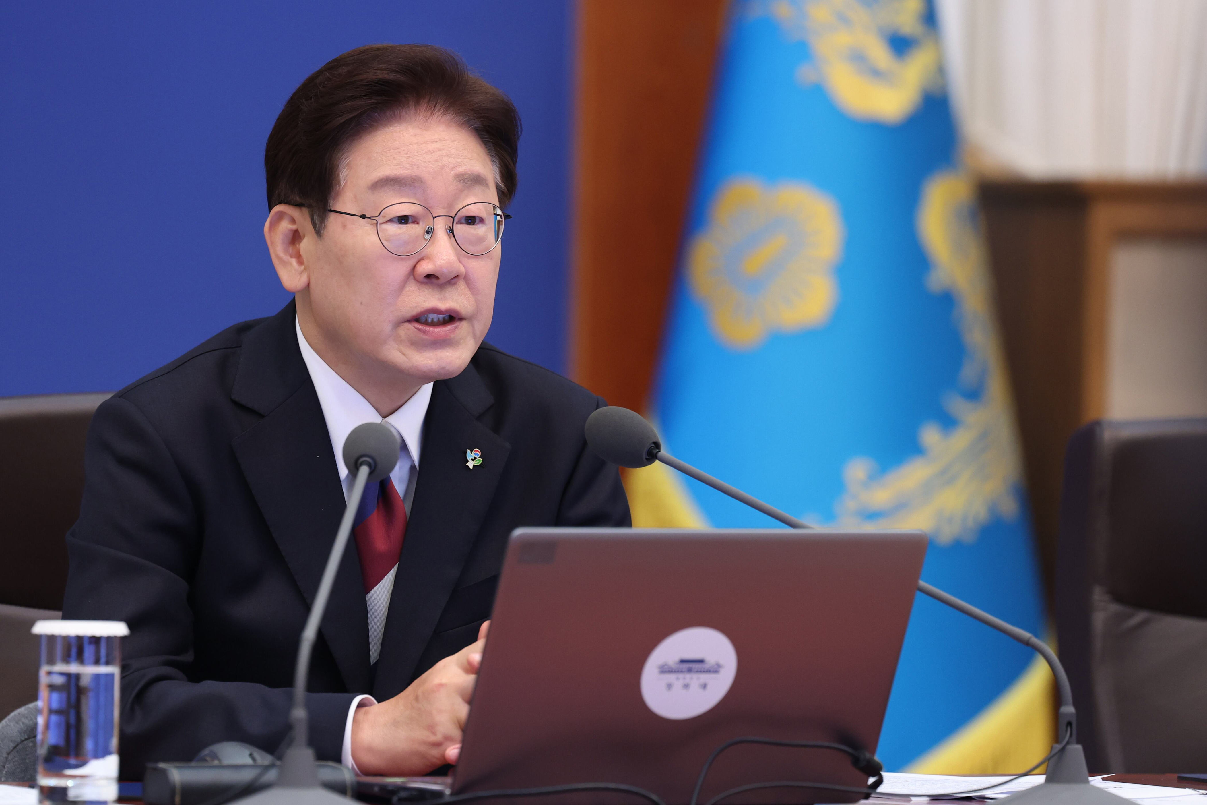 President Lee Jae Myung demands accountability for ballot shortage