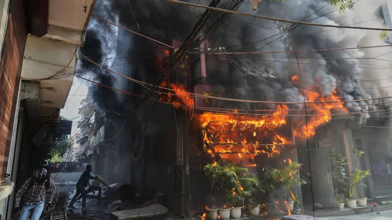 Delhi Malviya Nagar hotel fire: Manager Jai Mishra emerges as key ...