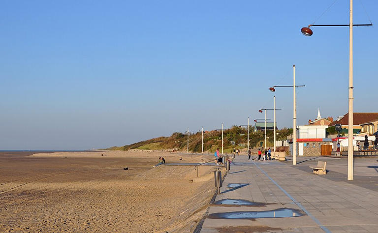 Voici la seule plage de la Côte d’Opale à hisser fièrement le Pavillon ...