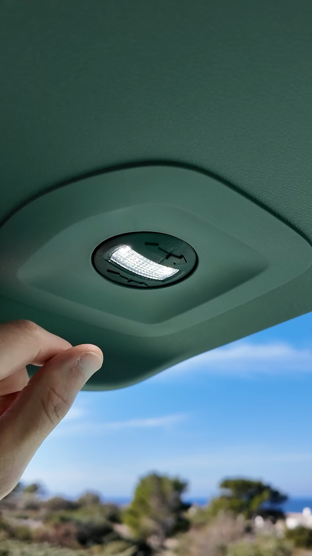 Le feu de coffre intelligent qui distingue le VW T7