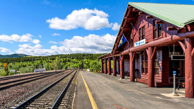 Amtrak's spectacular national parks route will cost you $8,000—here's ...