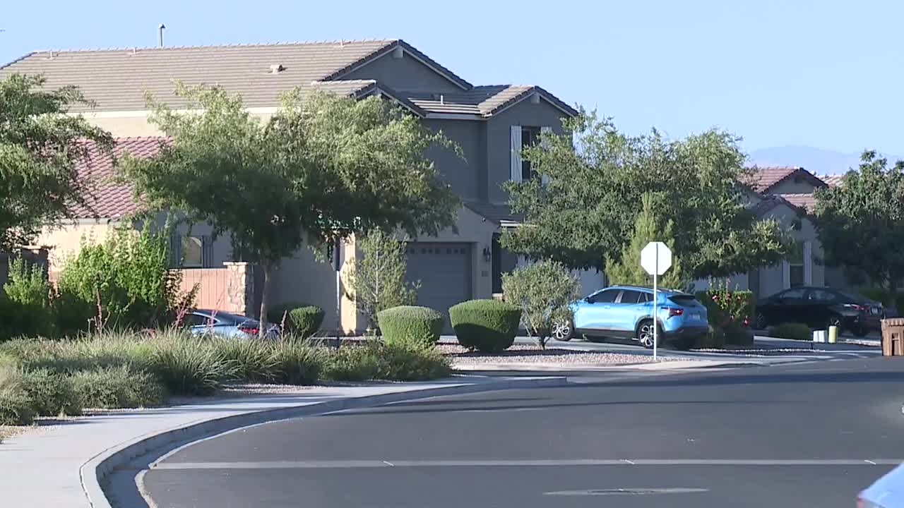 Queen Creek leaders vote to remove 1,500 homes with 5,000 residents ...
