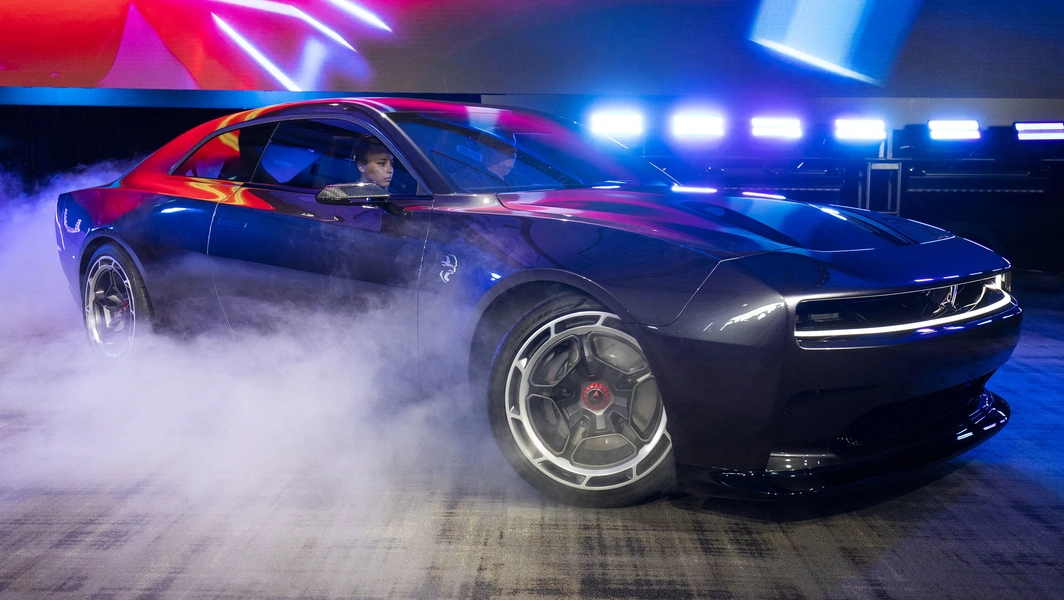 Dodge to revive Hellcat V8 in next Charger lineup