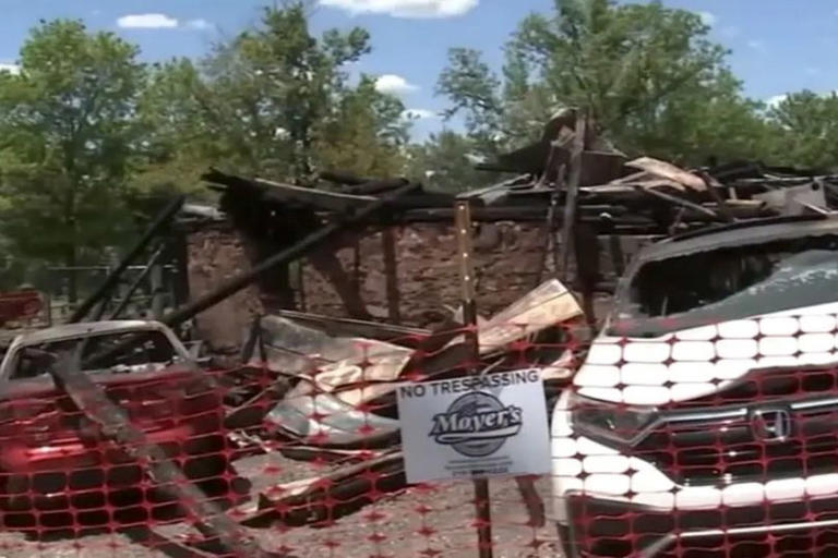 Volunteer firefighter arrested for going on 30-hour arson spree in ...