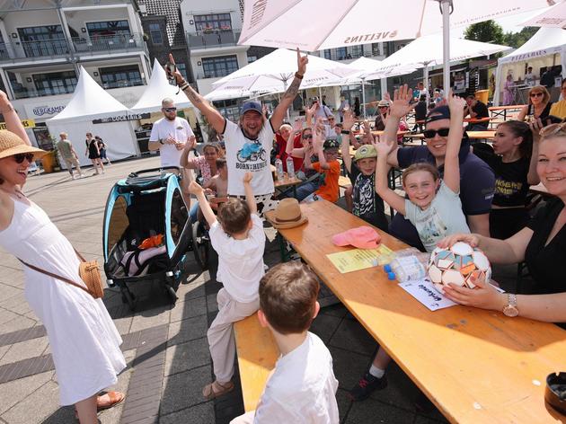 Hafenfest Marina Rünthe: Regatta, Wasserski und Drachenboote locken ...