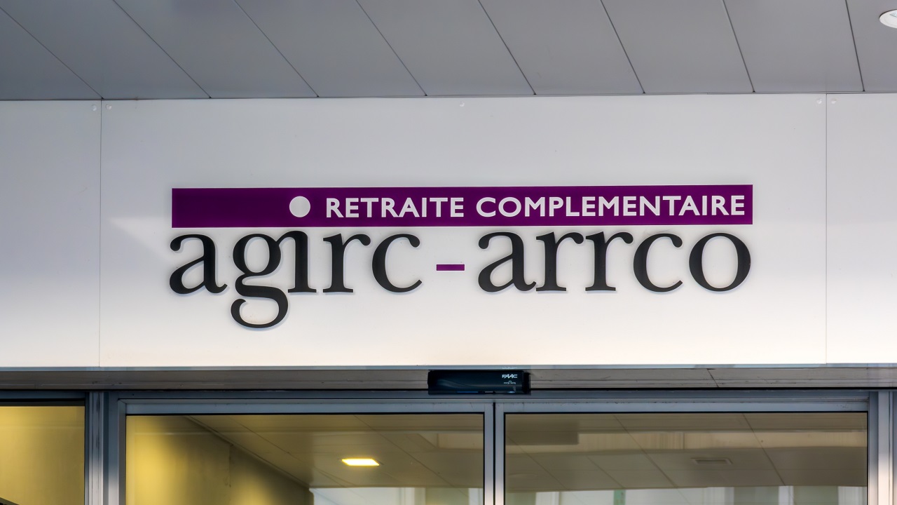 « Des pensions gelées à tort » : l'Agirc-Arrco va verser à des milliers ...