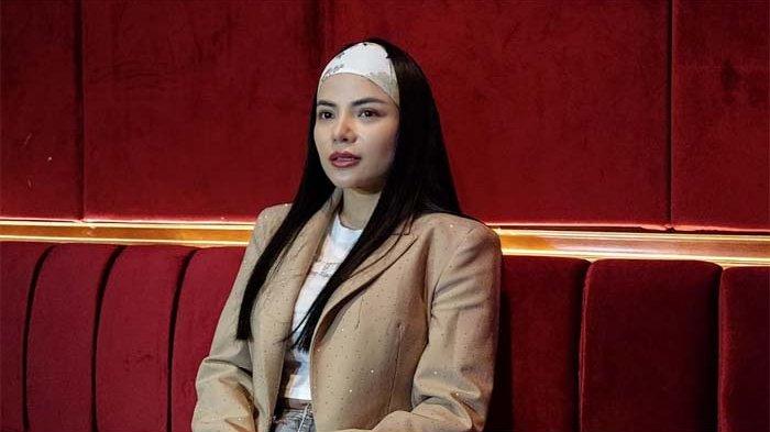 10 tahun jadi DJ, Dinar Candy dapat hadiah dari bos tempat hiburan ...