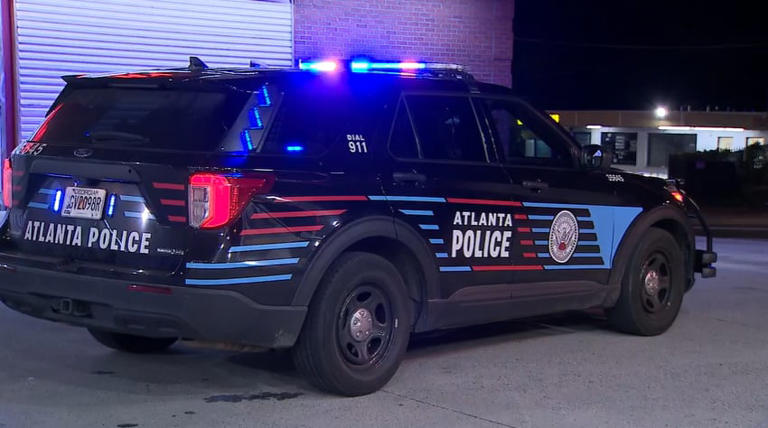 Atlanta woman shot during attempted robbery, police say