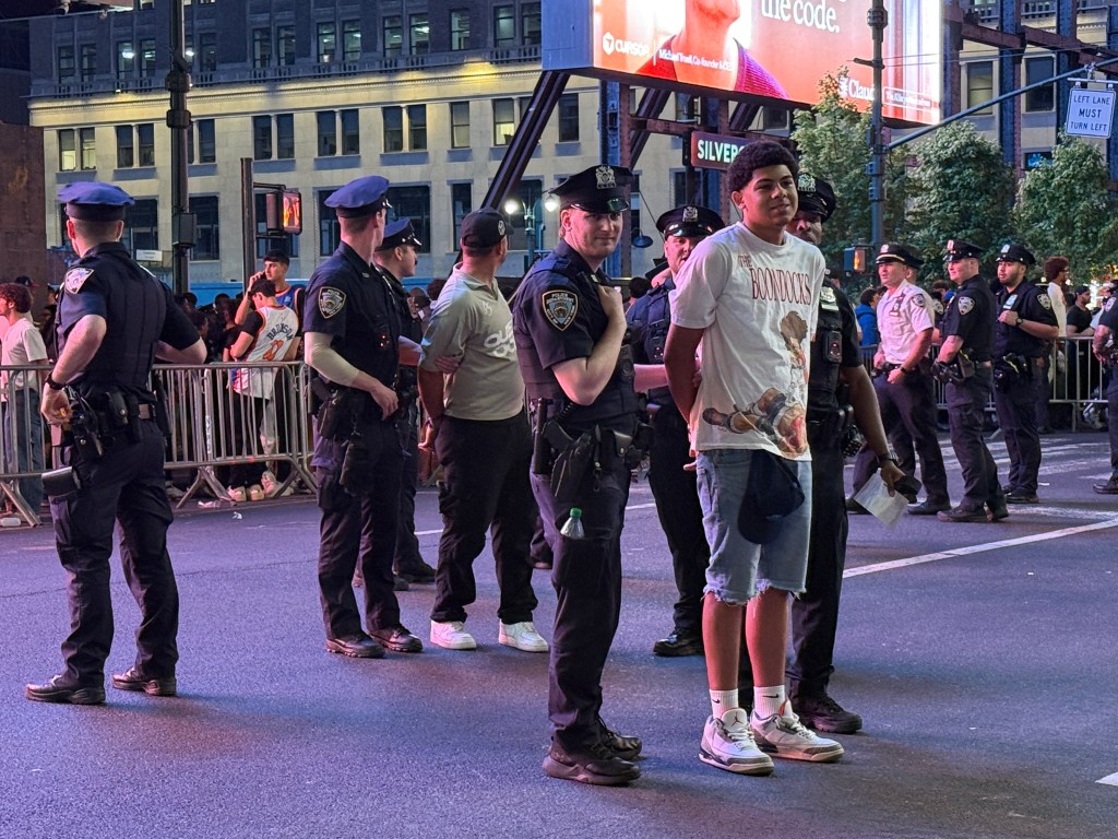 Multiple Knicks fans arrested celebrating team’s NBA Finals Game 1 win ...