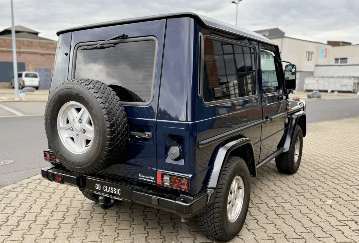 Qui veut acheter ce vieux Mercedes Classe G pour moins de 40.000 euros ...