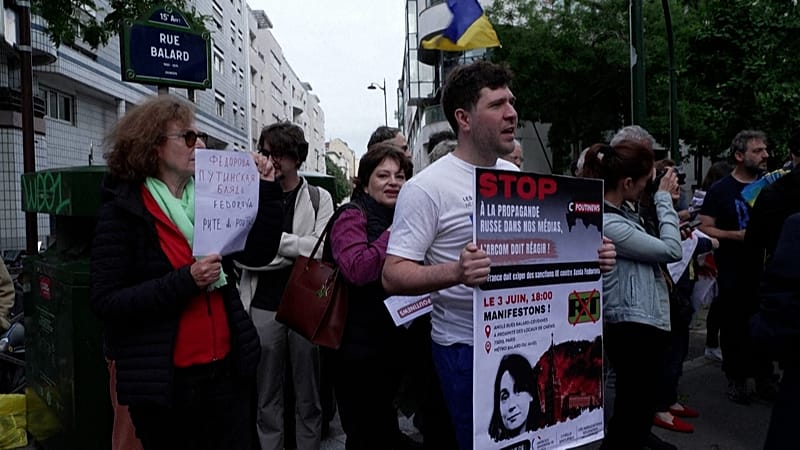 France: Protesters rally outside CNews TV over alleged Kremlin influence