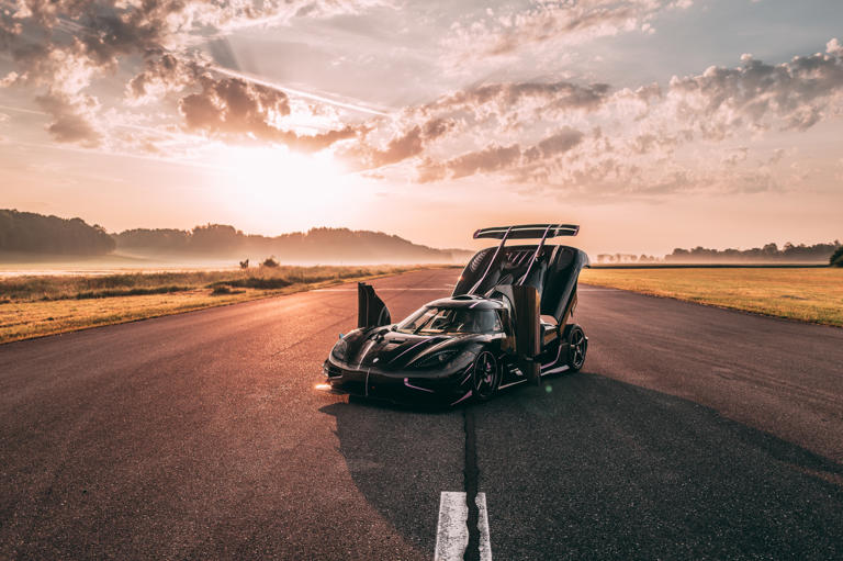 Wie straks 10 miljoen aftikt voor deze roze Koenigsegg, is er dan nog niet
