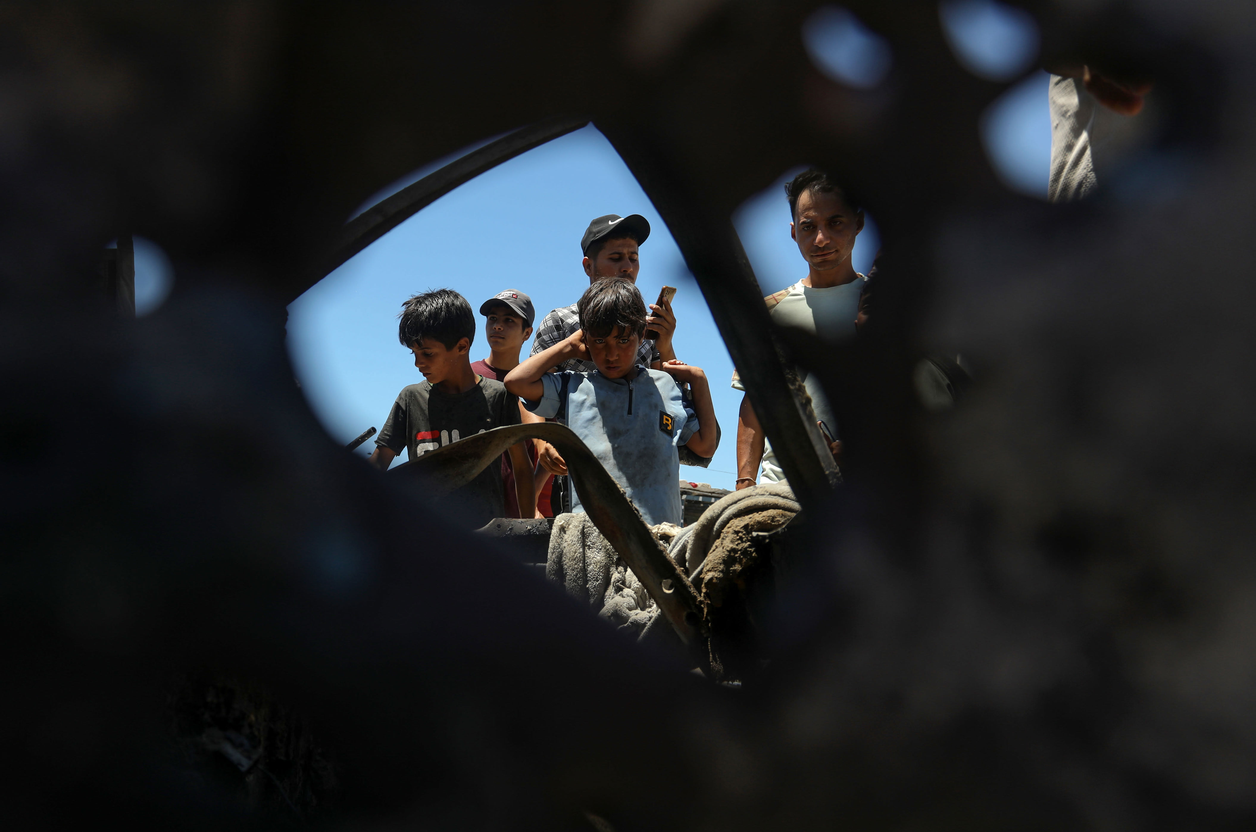 Hamas uses teens and disabled civilians for border reconaissance as IDF ...