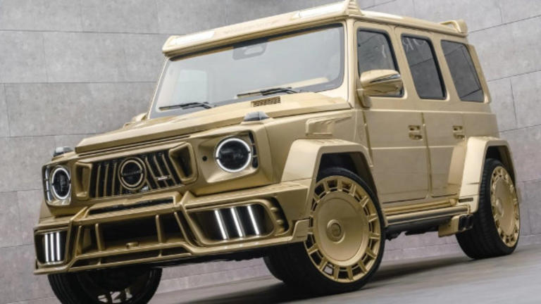 Mercedes-AMG G63 by Mansory, 720 CV e una carrozzeria tutta d’oro