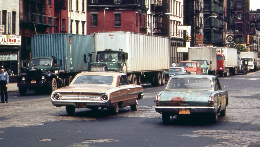 13 striking glimpses of life in the mid-1970s