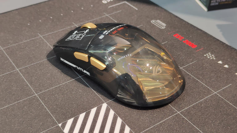 To celebrate its 20th, Asus ROG will let you buy a $600 24-karat gold ...