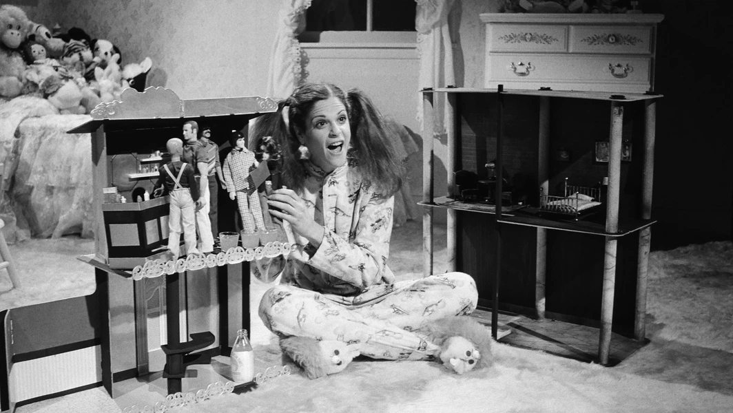 14 iconic early SNL moments and backstage encounters