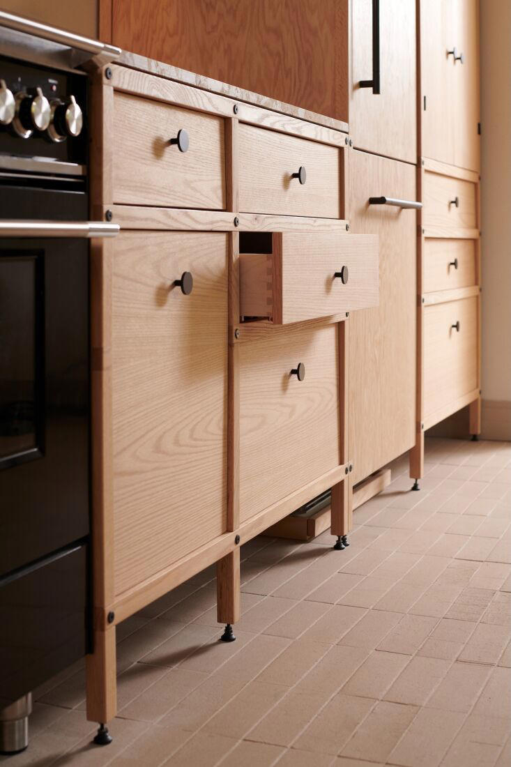 Kitchen(s) of the week: Jennifer June of Loose Parts designs—and builds ...