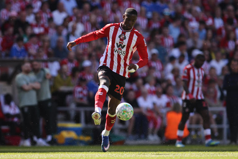 The red and white wall: A tribute to the lads’ 25/26 defence!