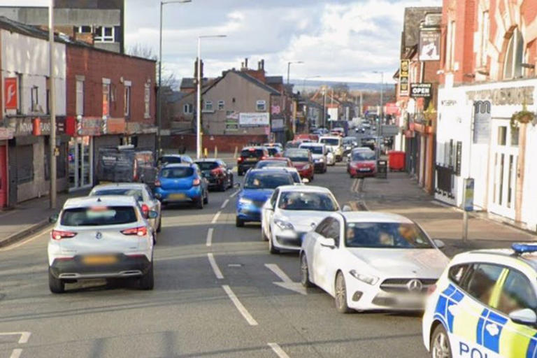 Leigh street stormed by cops as 'drunk' woman turns hostile