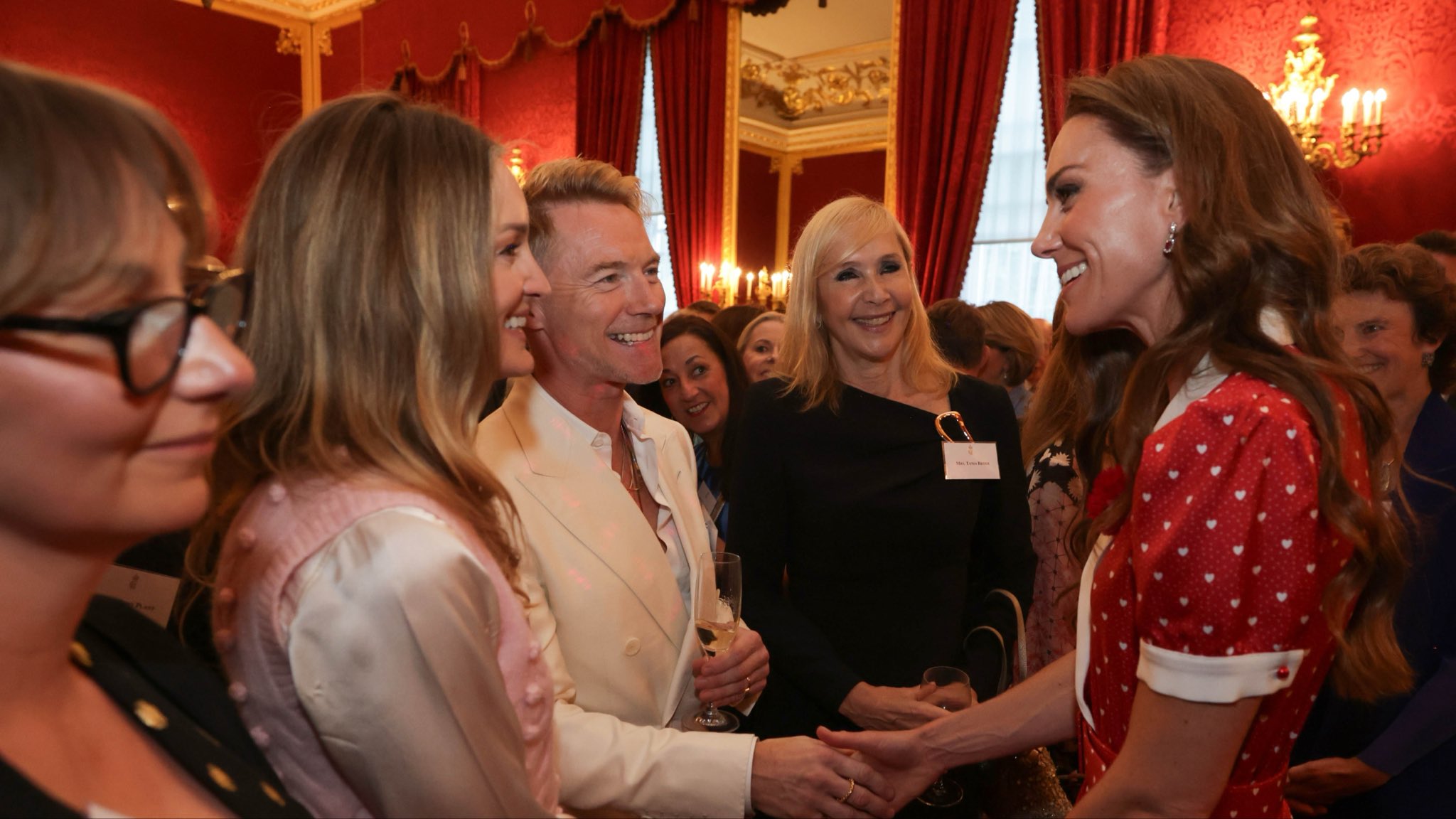 Kate Middleton makes surprise appearance with Queen Camilla at cancer ...