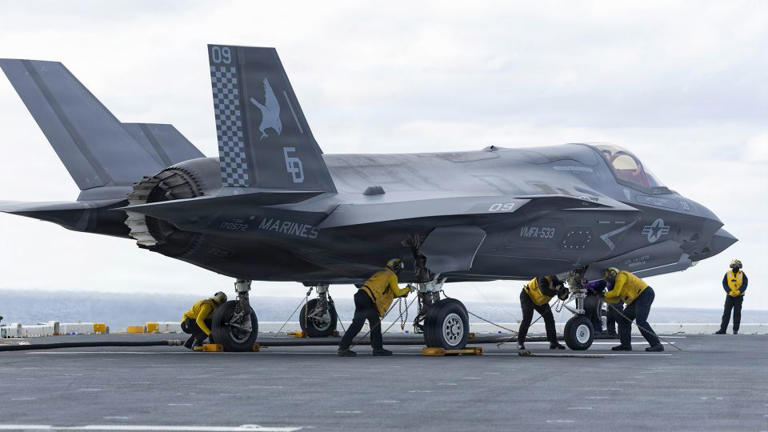 US Marine Corps retires the first fighter jet that didn’t need a runway