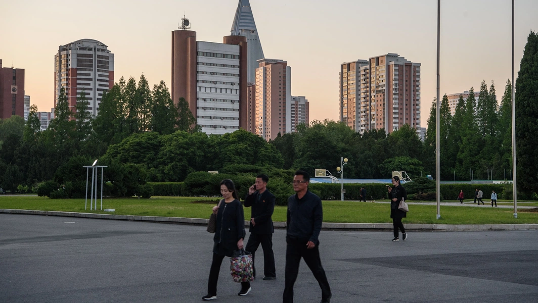 Daily life and control in North Korea