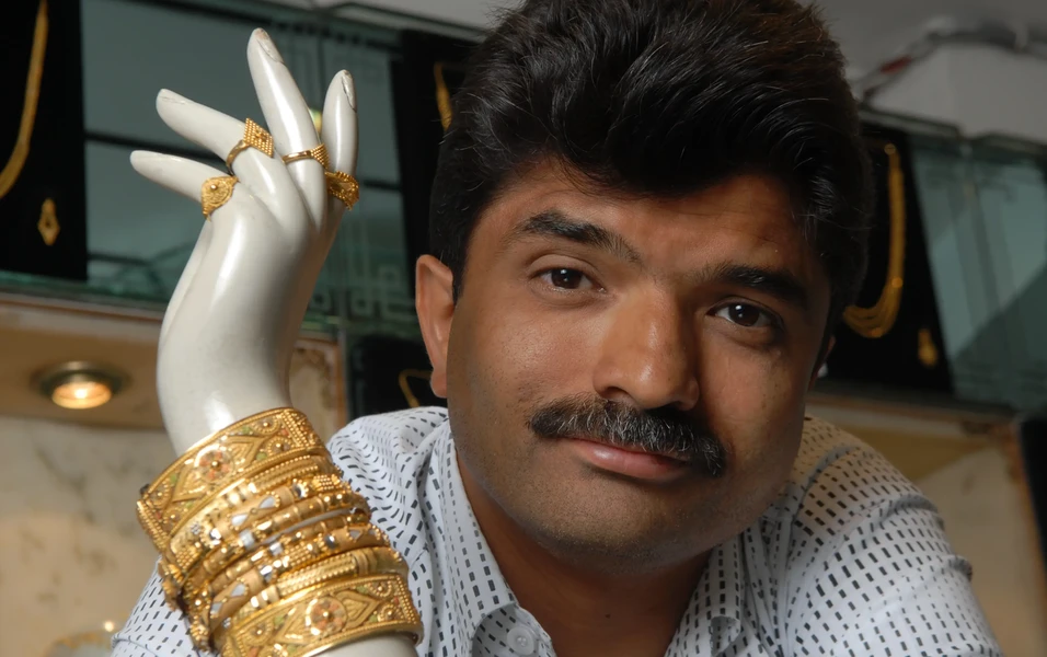 Rajesh Exports slumps after SEBI alleges ₹15.15 lakh cr revenue fraud