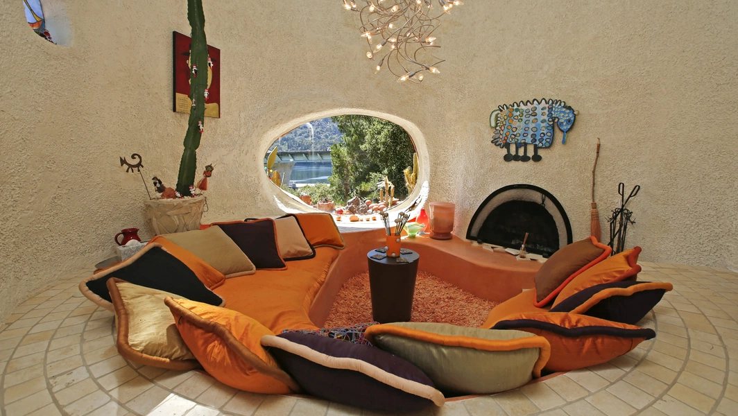 20 outrageous homeowner creations