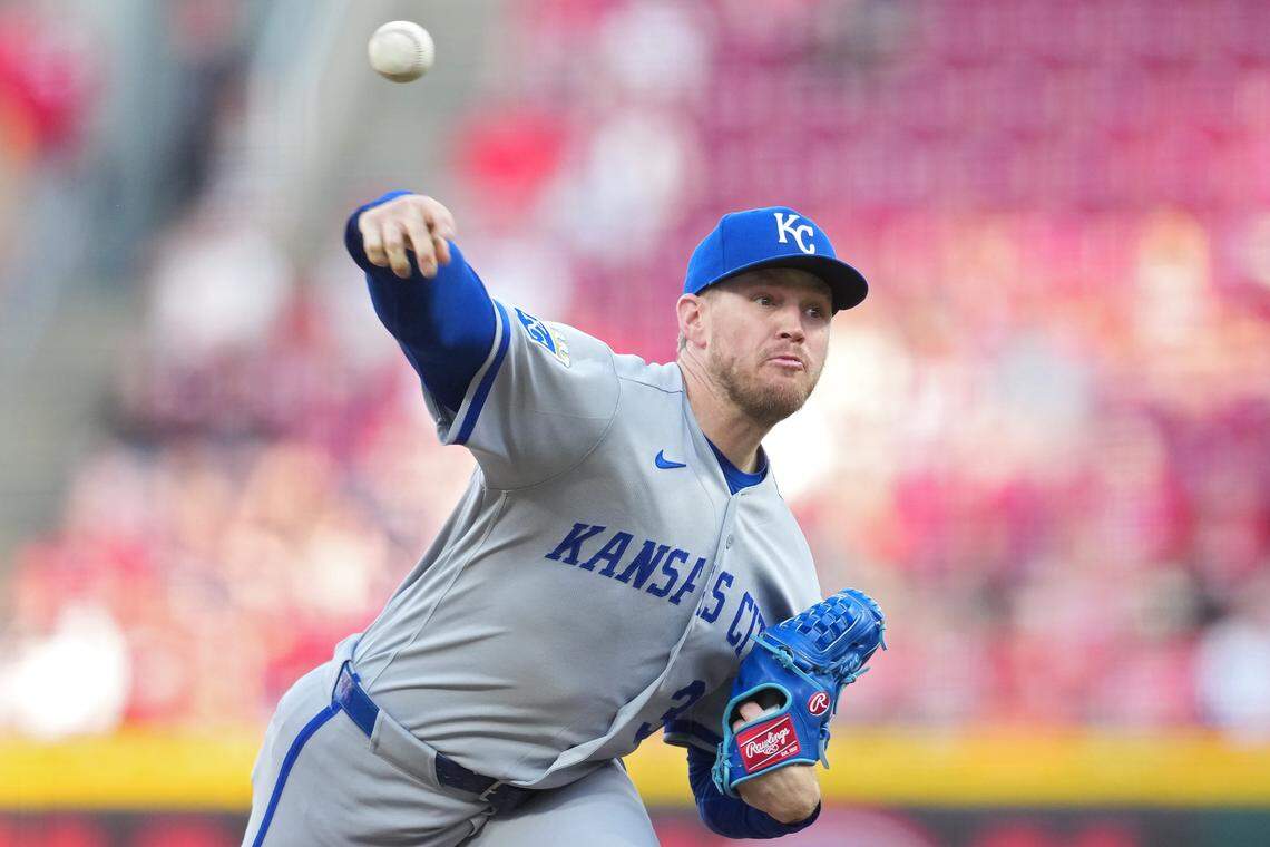 Royals win road series - for first time in a month - thanks to 9th ...
