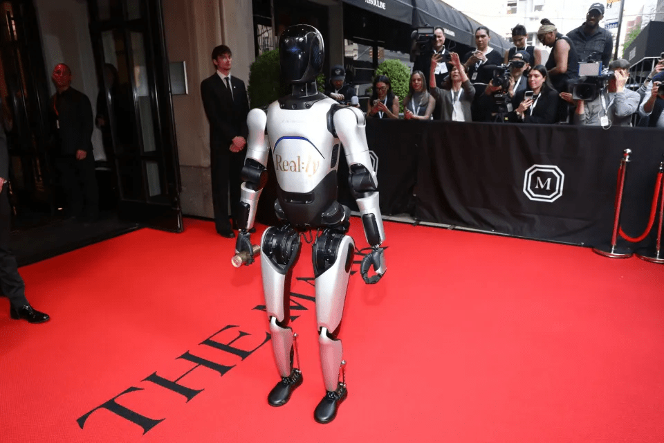 Met Gala robot stumble put humanoid hype under a brighter spotlight