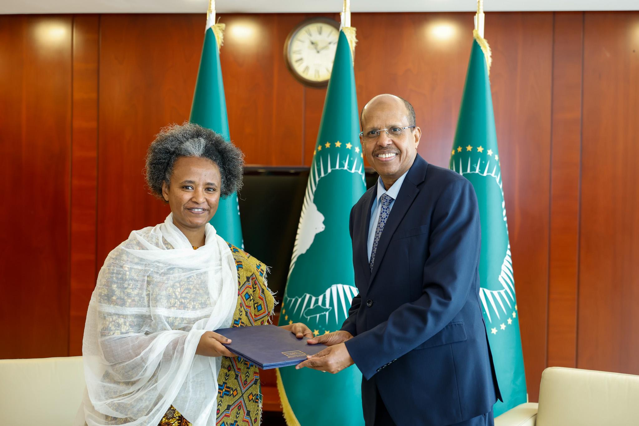 AUC chairperson receives credentials of Ethiopia's new permanent ...