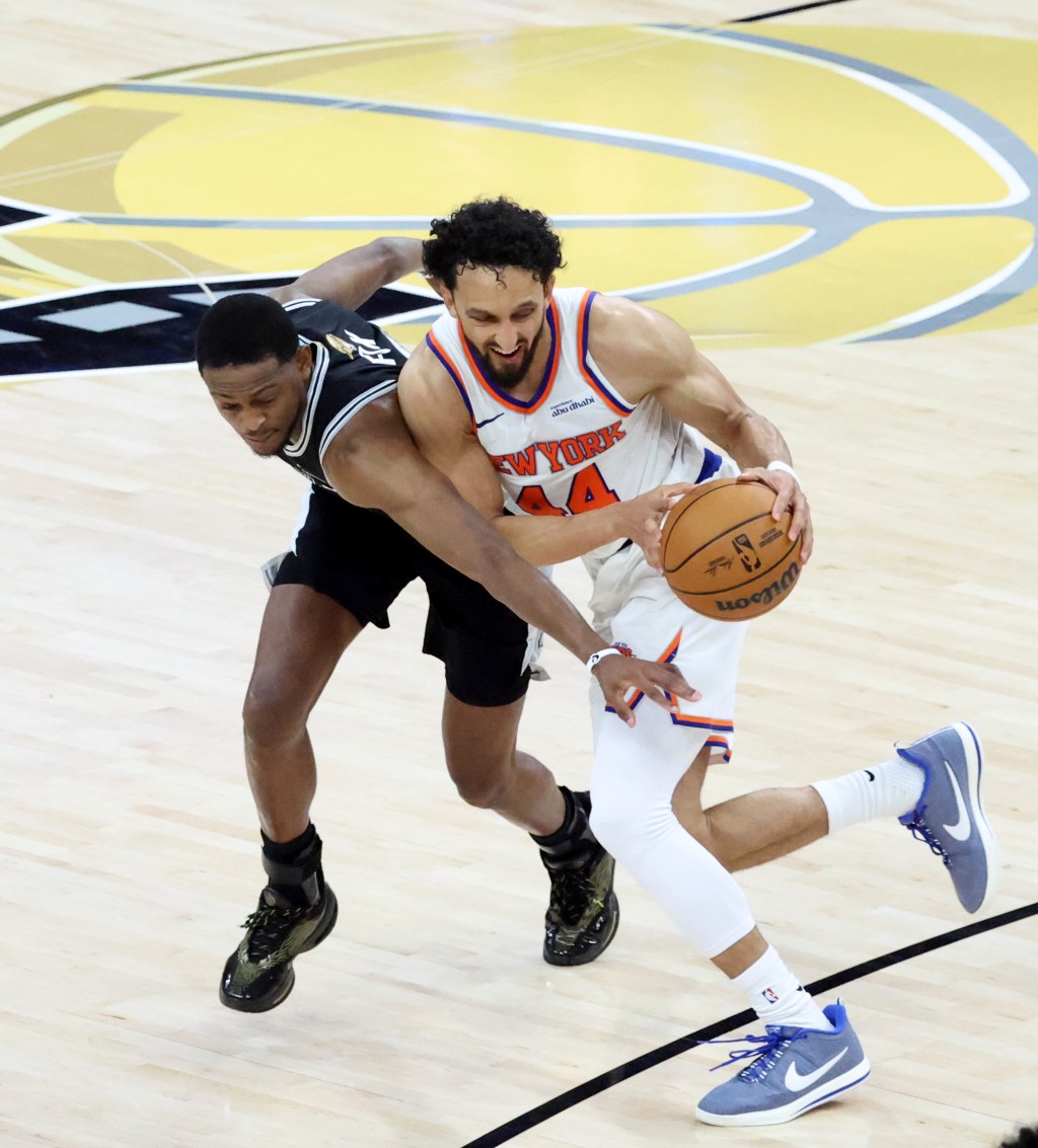 Knicks’ Landry Shamet picks up rusty teammates as heroics continue in ...