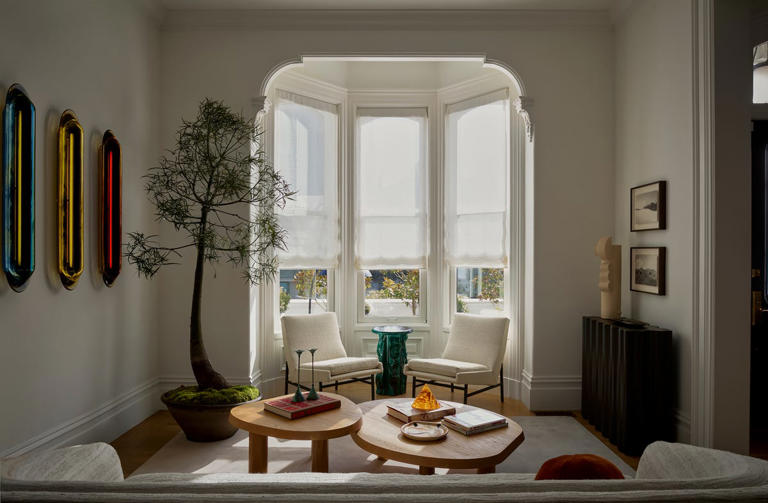 La reforma de esta casa antigua descubrió dos tesoros: un bonito patio ...