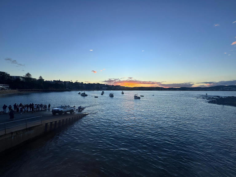 Tourists in awe over incredible sight off Aussie boat ramp