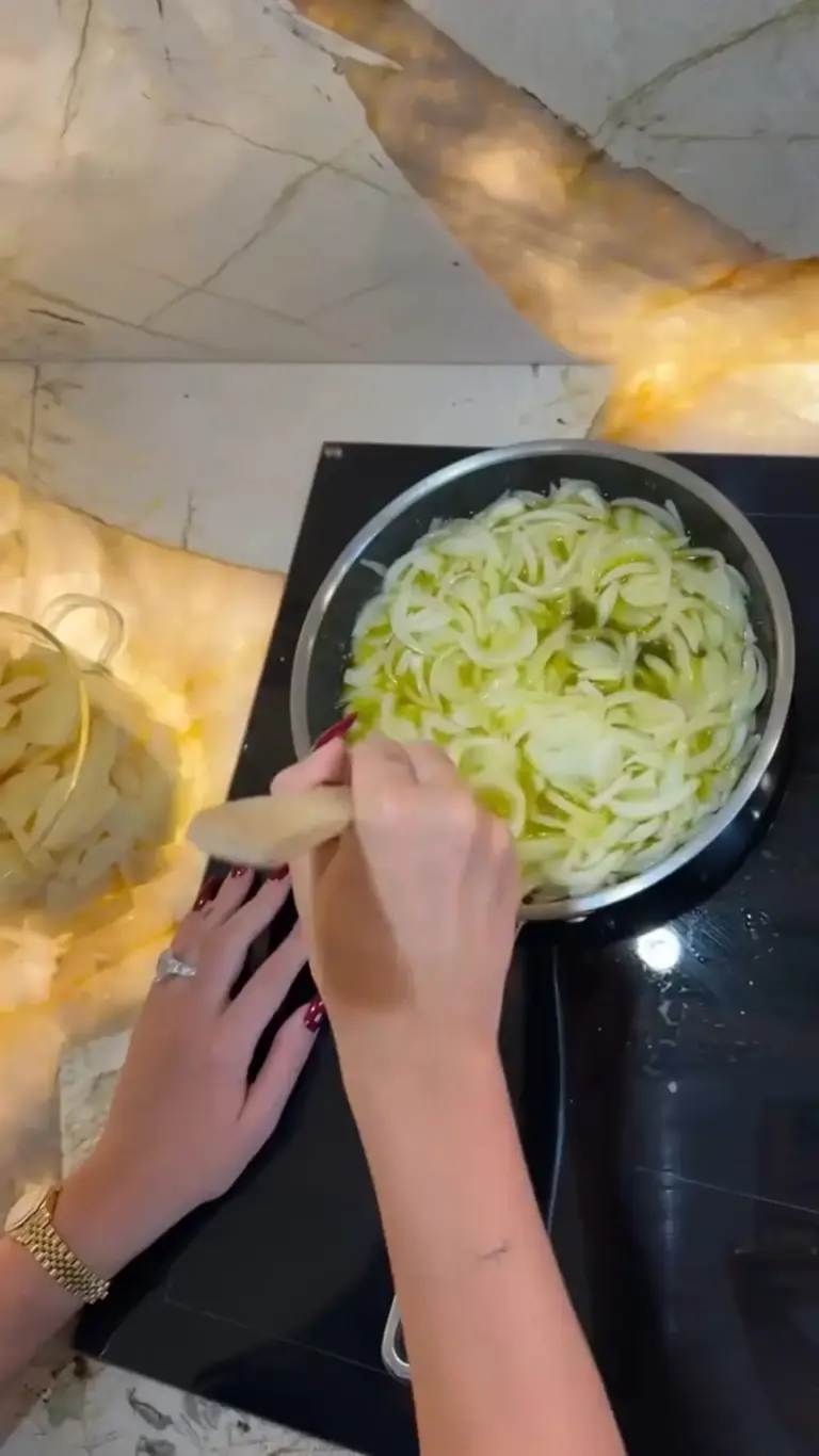 Georgina Rodríguez desvela su secreto para hacer la tortilla de patata