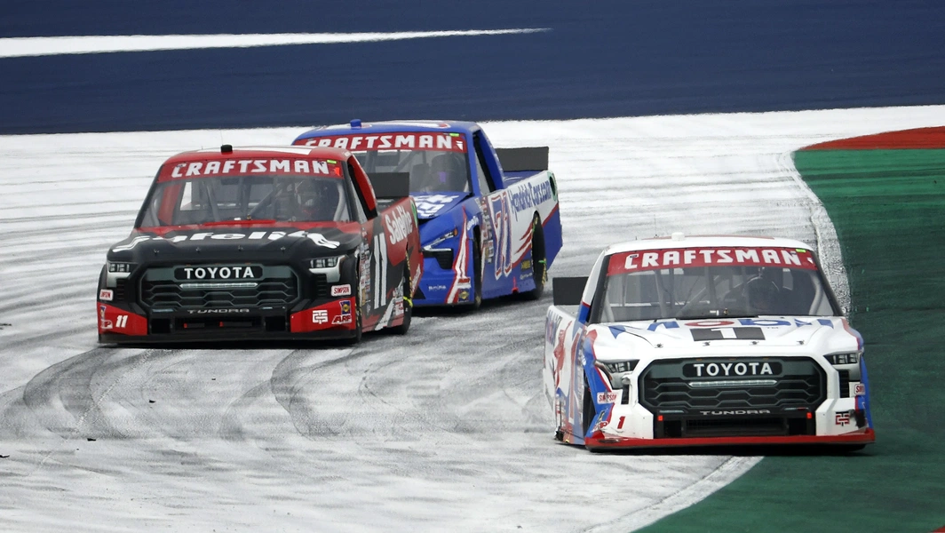 NASCAR stars face Navy SEALs ahead of historic Coronado race