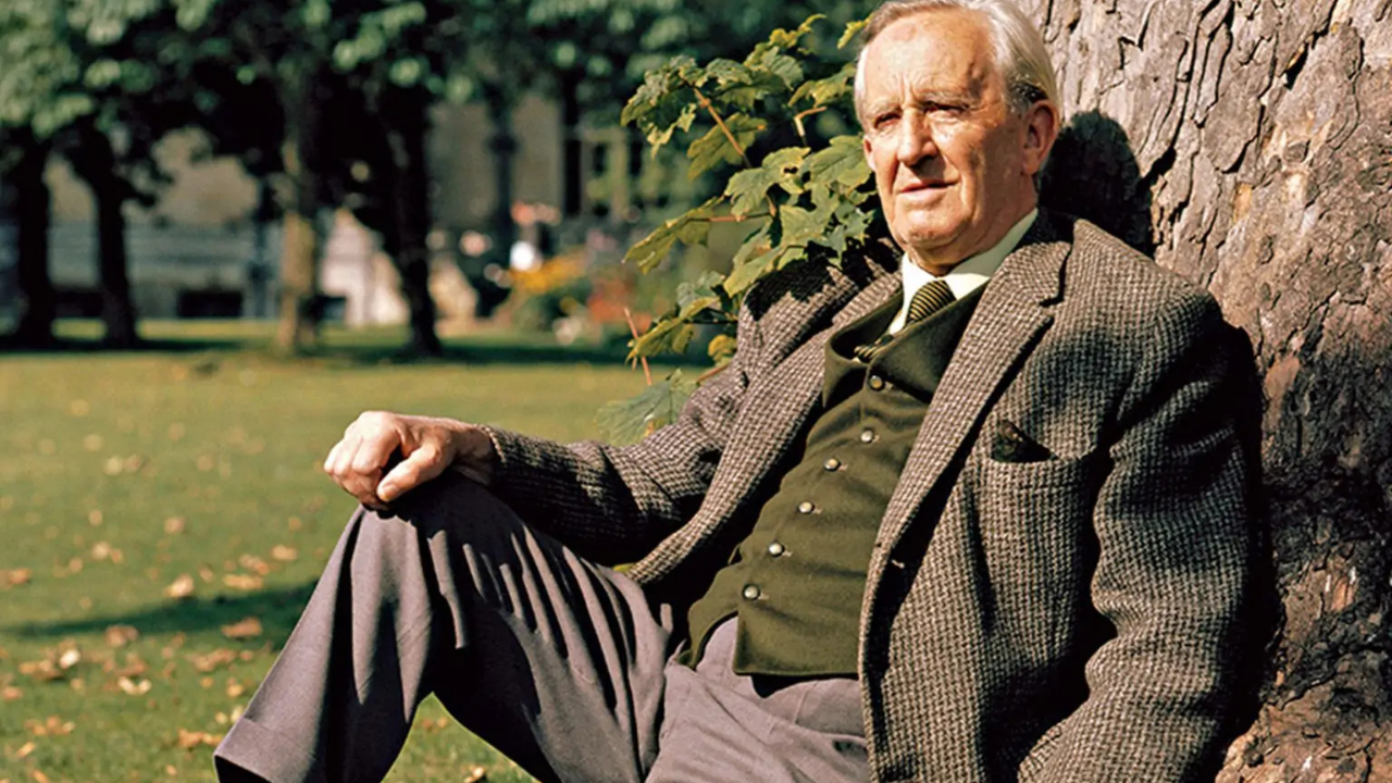 Rare JRR Tolkien books go unsold at auction