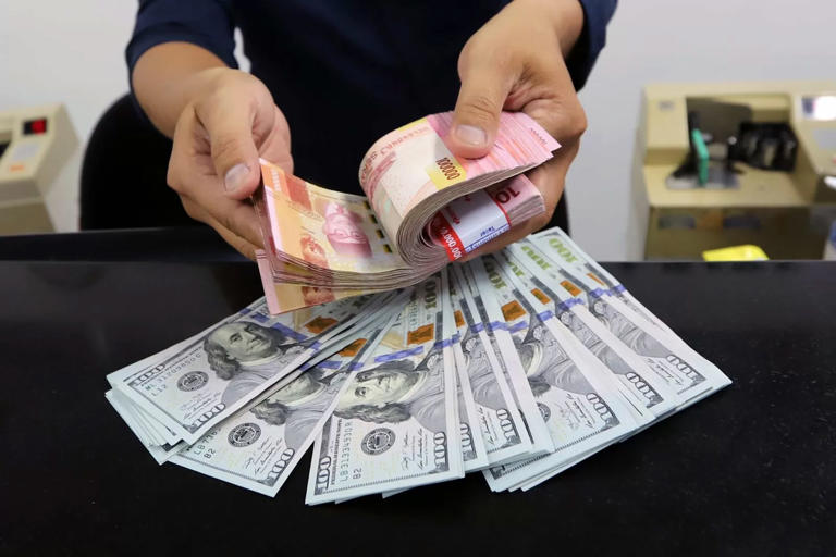 Jaga stabilitas rupiah, pemerintah hidupkan lagi dana stabilitas ...