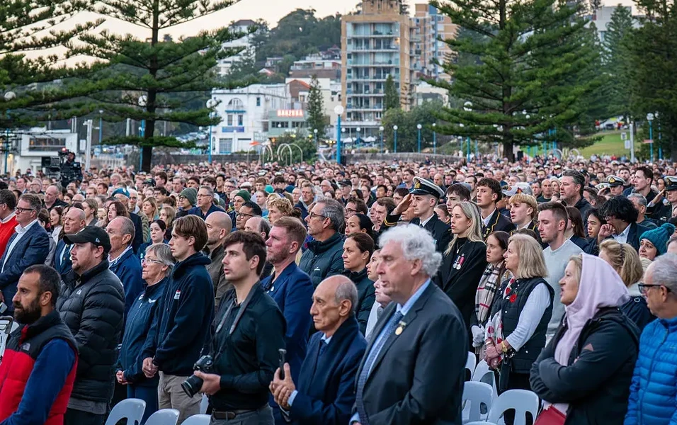 Man fined for Anzac Day booing refuses to apologise