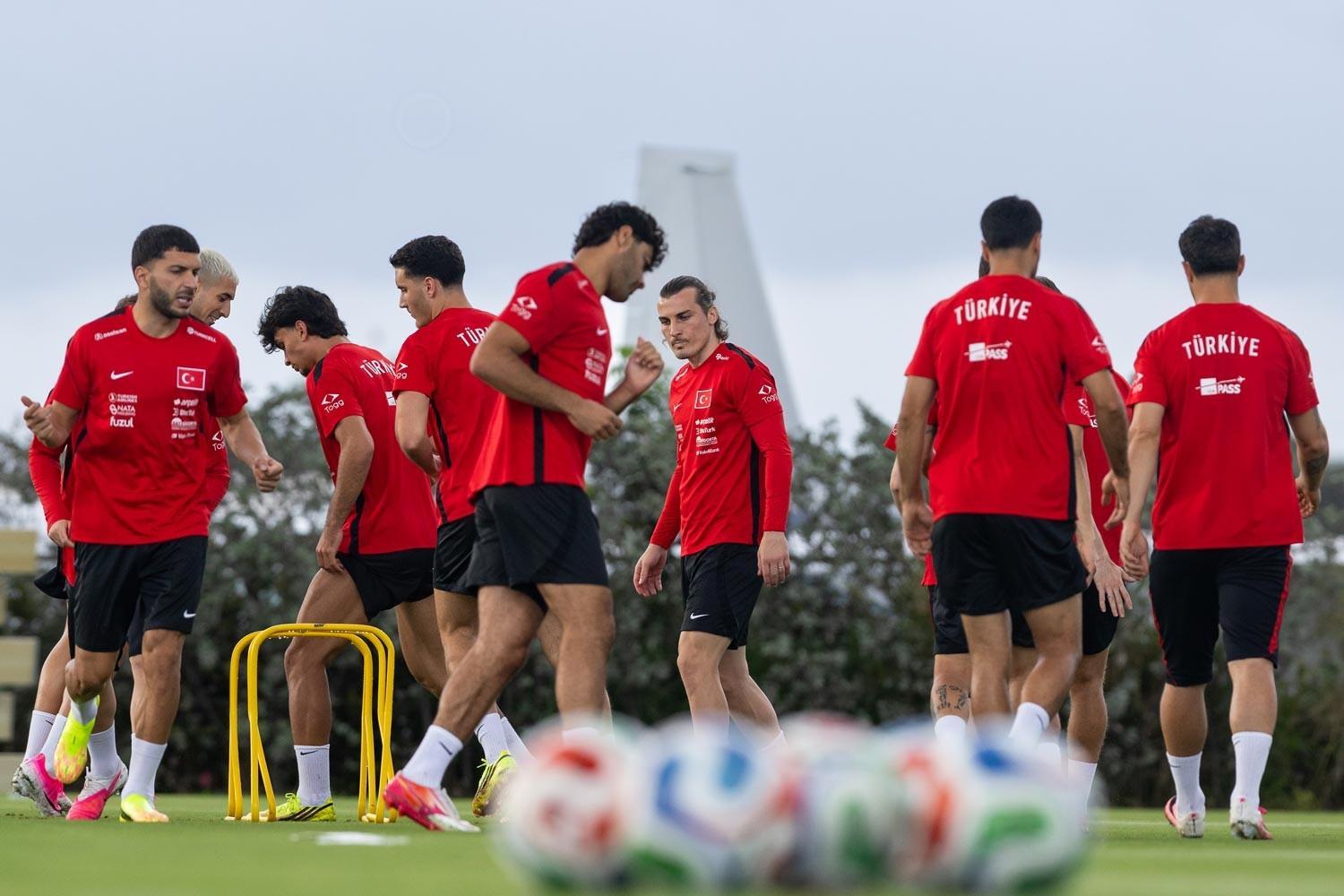A Milli Futbol Takımı Miami'deki ilk antrenmanını yaptı