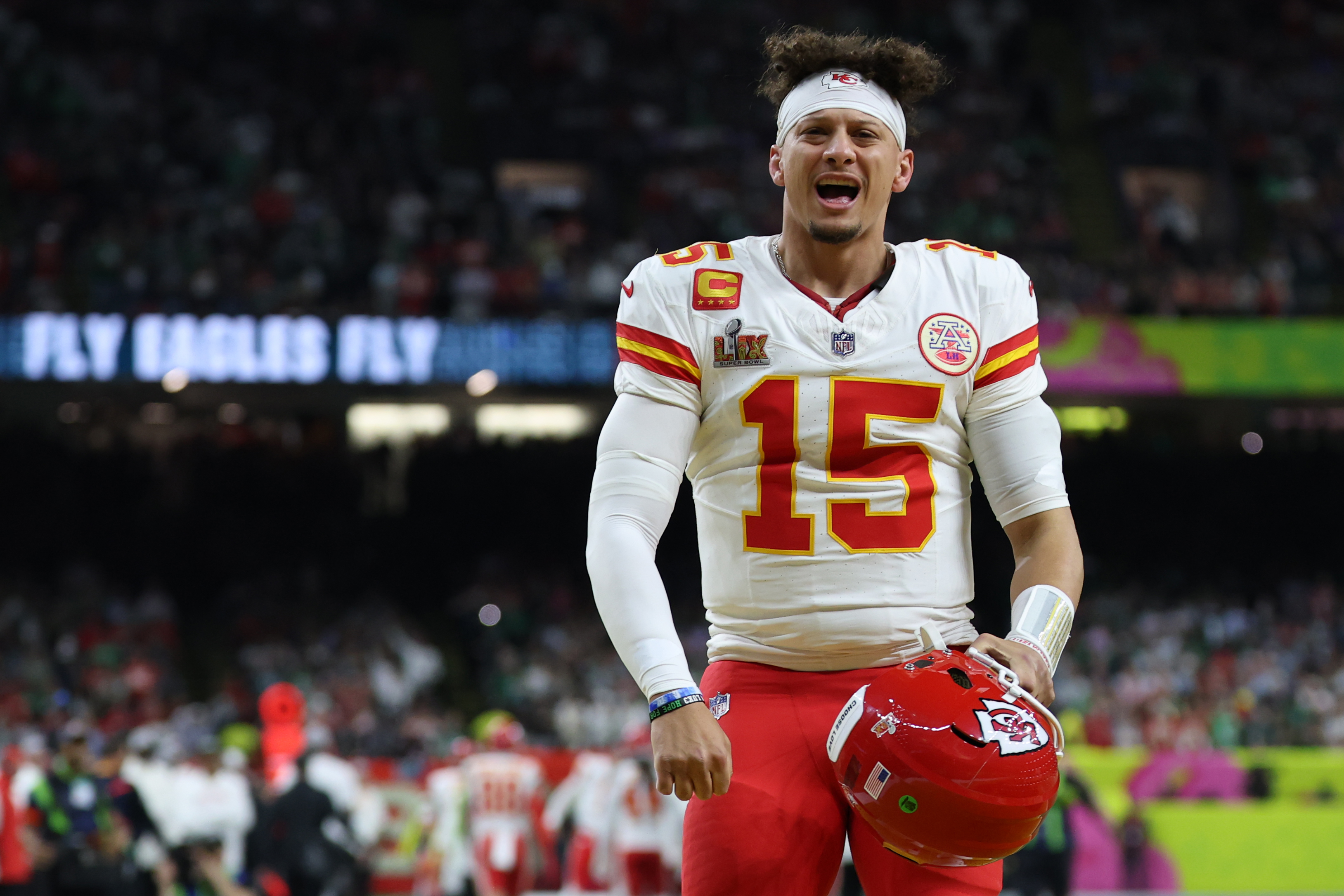 Chiefs QB Patrick Mahomes comments on Russell Wilson’s career after NFL ...