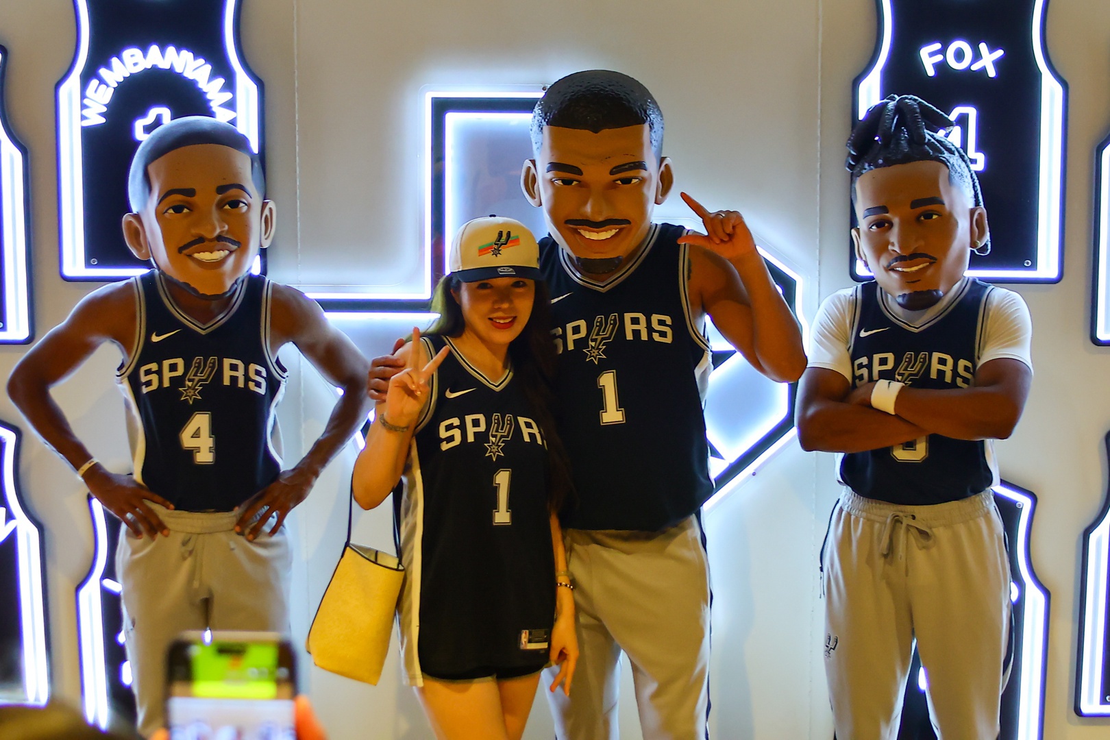 Ginóbili, Duncan, Popovich, Ben Stiller y Spike Lee, presentes en las ...