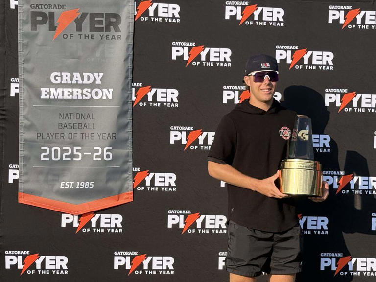 Fort Worth high school baseball star caps career with nation's top honor