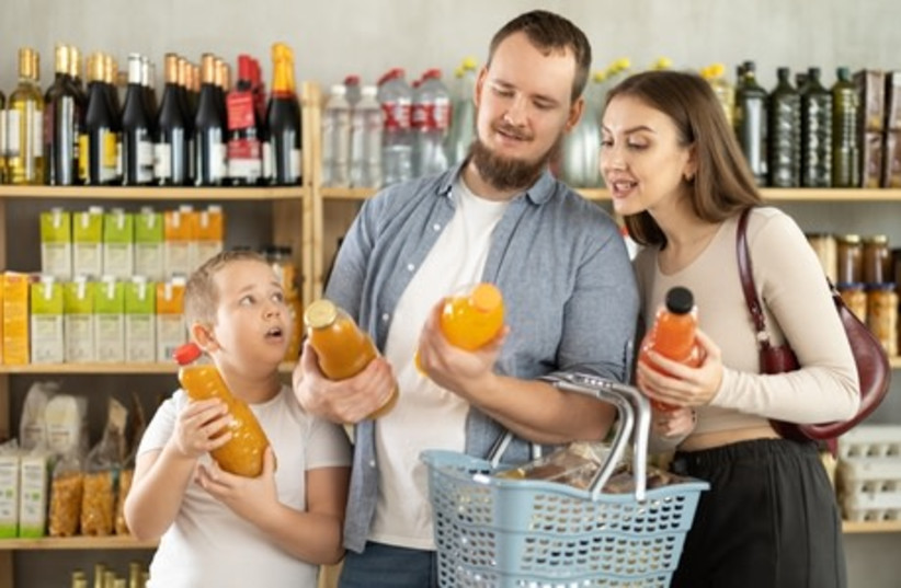 How packaging makes us think food is healthy – when the opposite is true