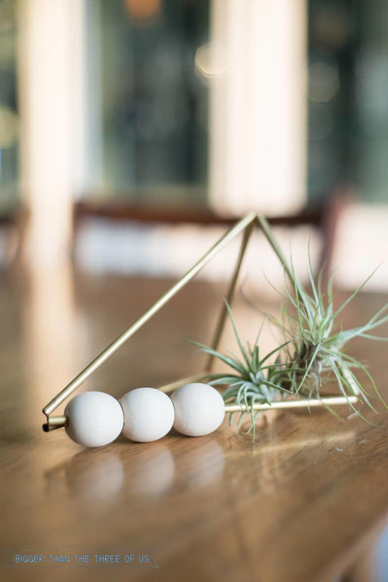 35+ wood bead crafts that go way beyond garlands
