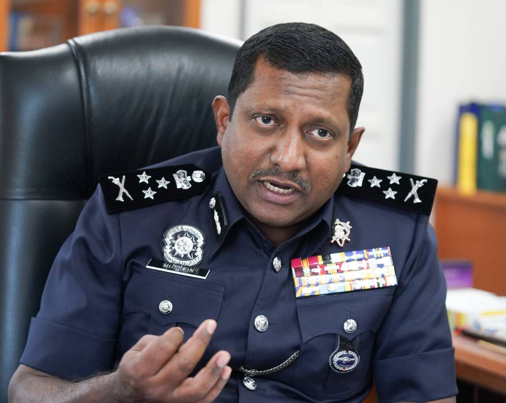 Police hunts daughter of Malaysian woman held in Nigeria over 31kg drug ...