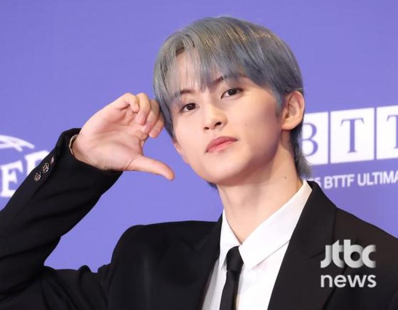 NCT 떠난 마크, 새 레이블 어퍼룸 설립하고 새출발